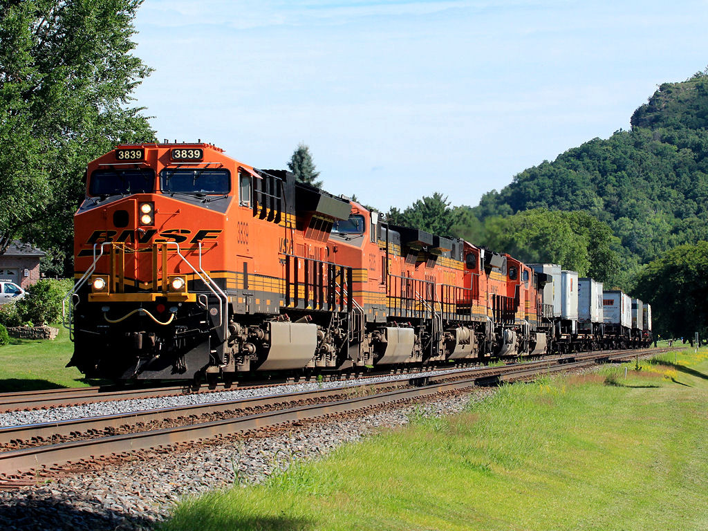 BNSF 3839